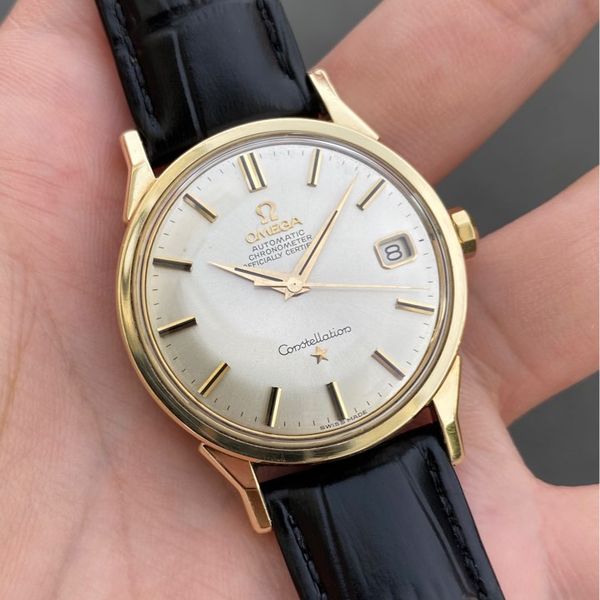 Omega Constellation Two-Tone Gold Flat Sunburst Dial - Ref. 168.005 Dog-Legged Lugs - Cal. 561 ...