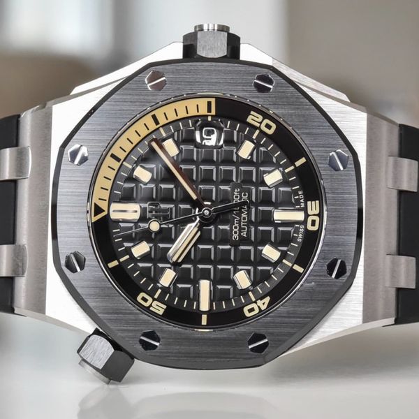 Audemars Piguet Offshore Diver Ltd 300 | WatchCharts Marketplace