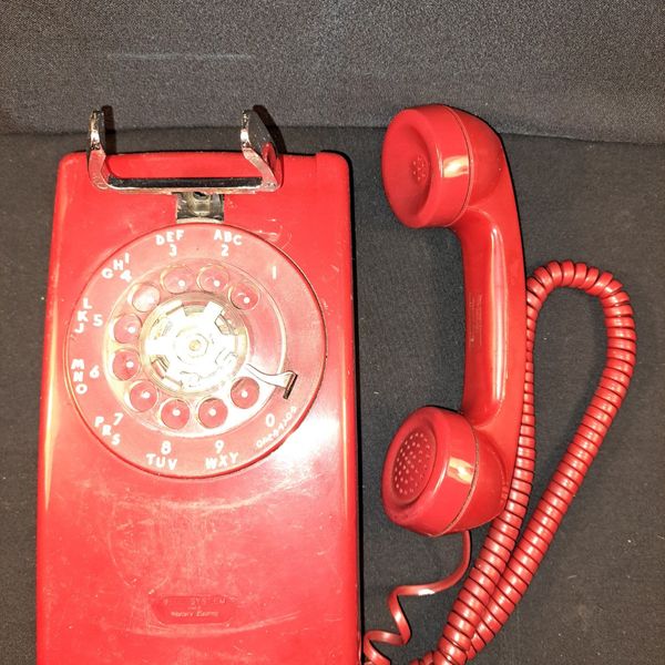 VINTAGE BELL SYSTEMS WESTERN ELECTRIC RED ROTARY DIAL WALL PHONE ...