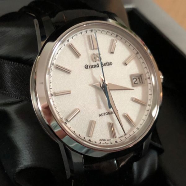 GRAND SEIKO SBGR305 MODERN REINTERPRETATION of 1ST GRAND SEIKO ...