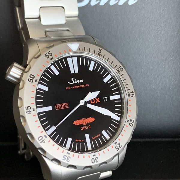 [$1,875 USD] FS: Sinn UX GSG 9 on Bracelet Serviced Nov 2022 | WatchCharts