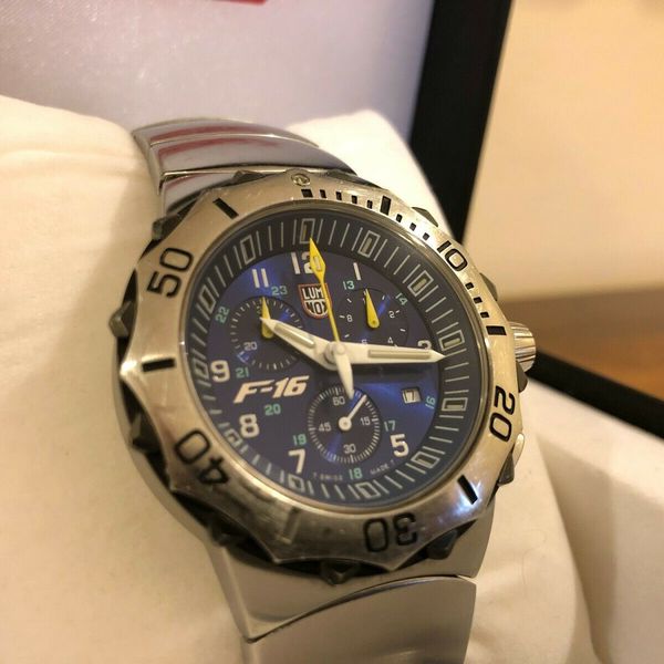 Luminox F-16 Fighting Falcon Chronograph 624 Series 600 Lockheed Watch ...