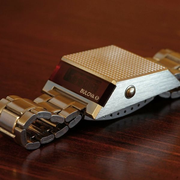 Vintage 1976 Bulova Computron Drivers N6 LED Watch | WatchCharts ...