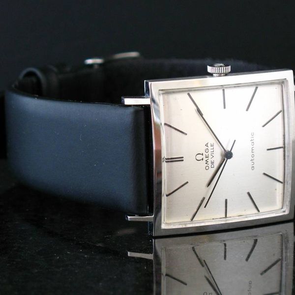 SOLD 1966 Omega DE VILLE 24-jewel Caliber 711 Super Flat – Square Steel ...
