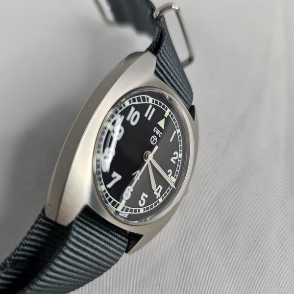 CWC Mechanical Watch Mellor '72 Military Reissue | WatchCharts Marketplace