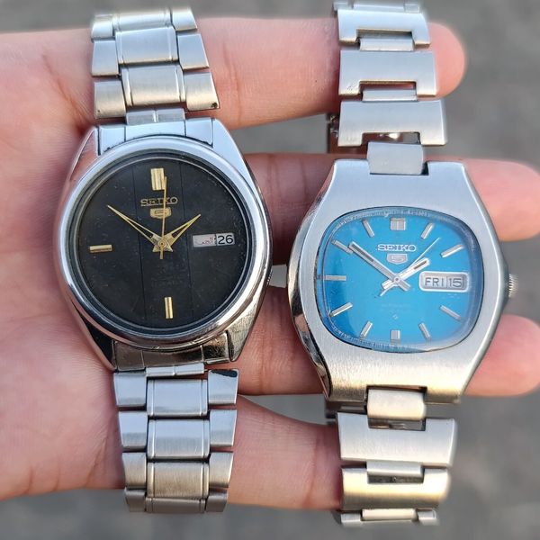 Vintage Lot of Two SEIKO 5 Automatic Men's Japanese Wristwatches Day-Date | WatchCharts Marketplace