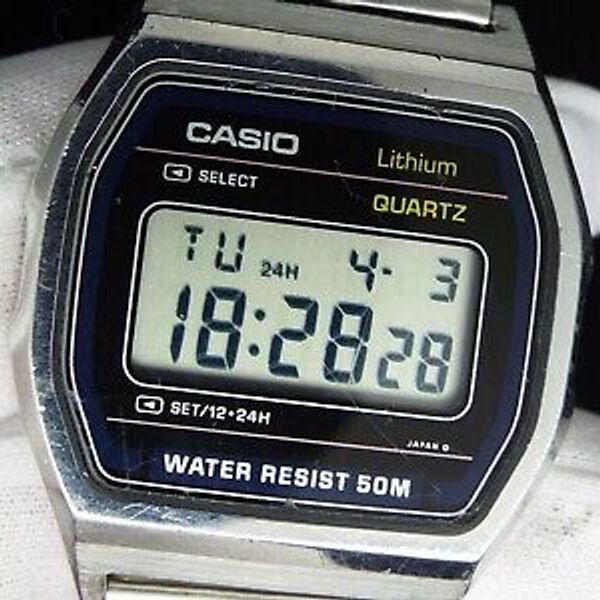 CASIO VINTAGE DIGITAL WATCH 580 W-62 80s LCD RETRO OLD SCHOOL RUNNING ...