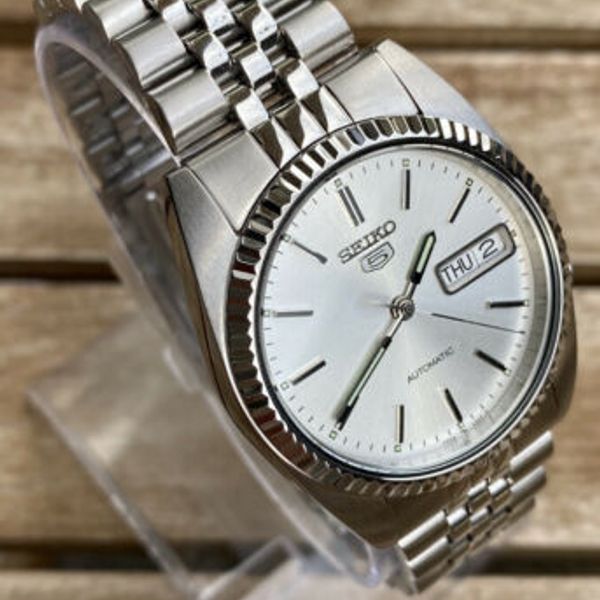SEIKO 5 WATCH GREY DIAL SNXJ89 K1 JUBILEE DATEJUST DAY DATE JUST BULOVA ...