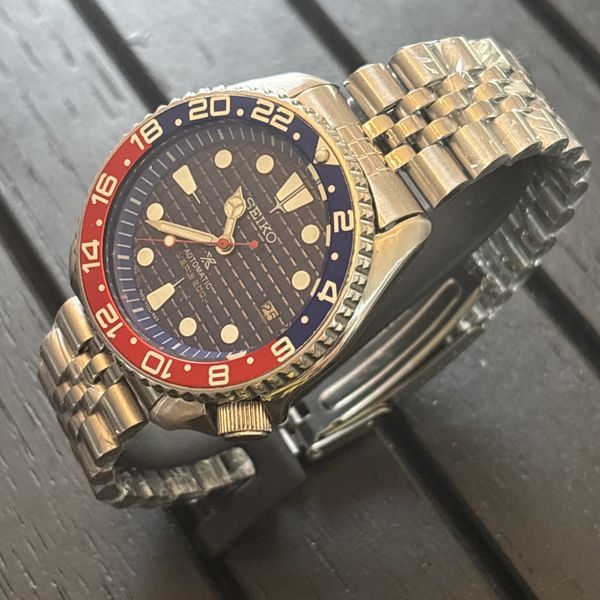 Seiko Prospect GMT â Pepsiâ Bezel-Blue Waffle Face- Date Only Men's ...