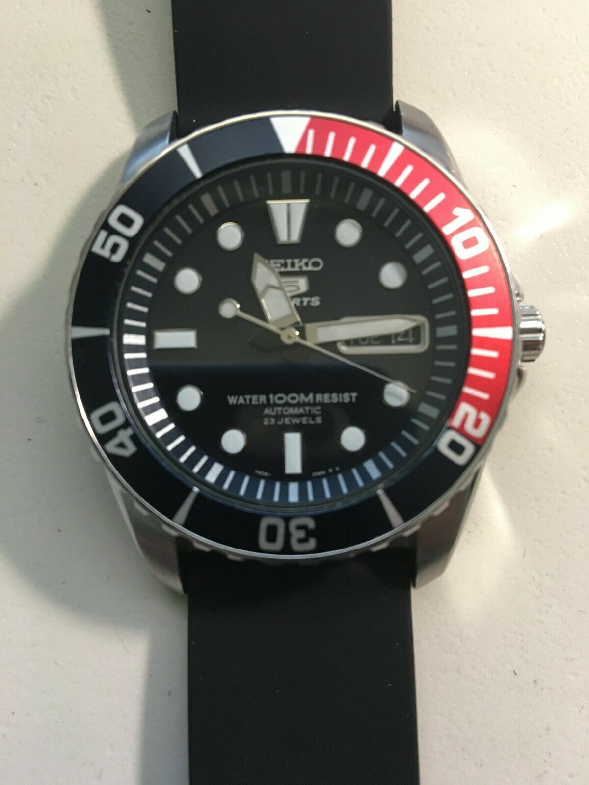 Seiko Submariner SNZF15K1 Wrist Watch for Men | WatchCharts Marketplace