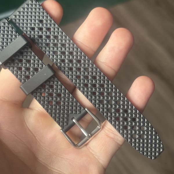 [WTS] 20mm FKM waffle strap | WatchCharts Marketplace