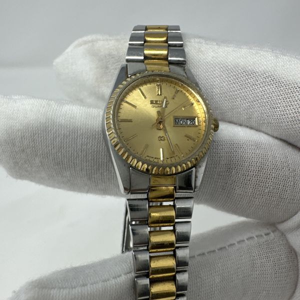 Ladies Seiko SQ 3E23-0A60 Two Tone Quartz Day Date Watch Needs Battery ...