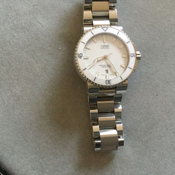 Oris Aquis White Dial | WatchCharts