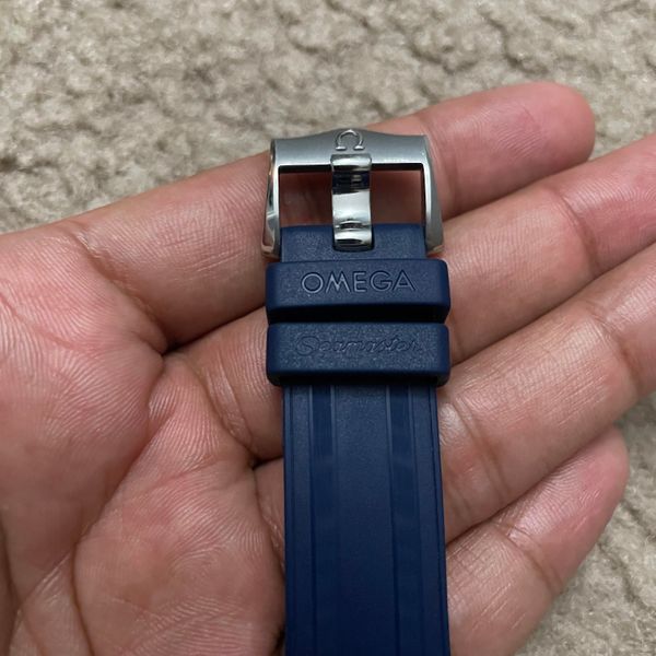 [WTS] Omega Seamaster 300m’s Blue OEM Rubber Strap // $275 // CONUS ...