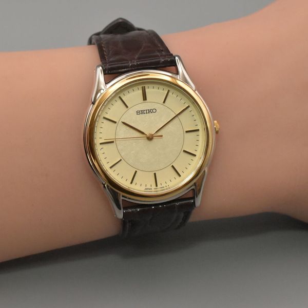 Vintage [Top MINT] SEIKO 7N01-7140 Gold Quartz Men's Watch From Japan | WatchCharts Marketplace