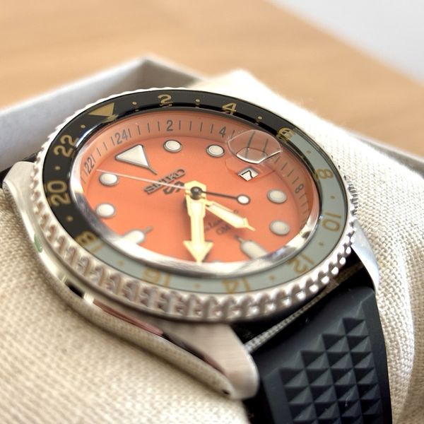 SEIKO 5 GMT SSK005 AUTOMATIC WATCH + Extra Rubber Strap + Box ...