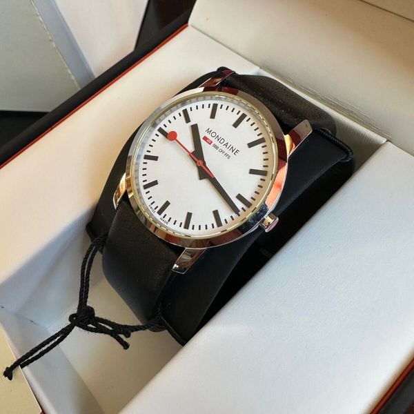 Mens Mondaine Official Swiss Railway Watch SBB CFF FFS 36MM Red EX+ ...