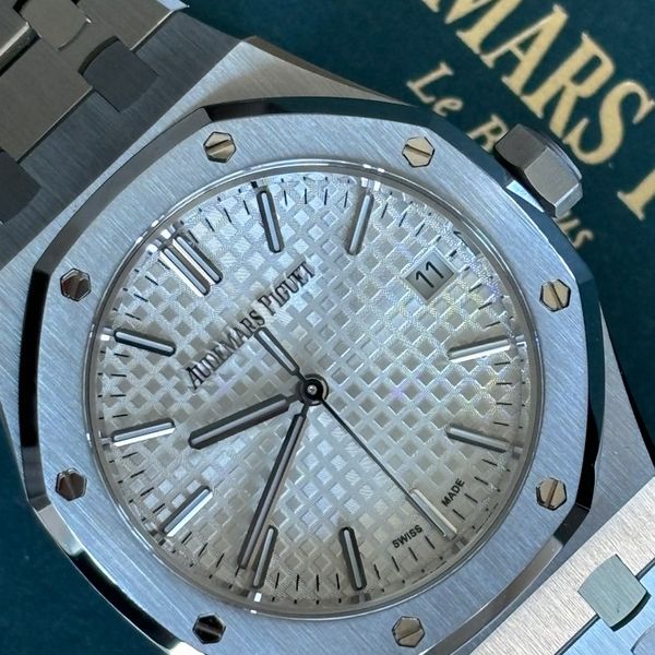 Audemars Piguet Royal Oak 15550ST 50th Anniversary | WatchCharts ...