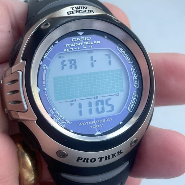 2020 Men's Casio Pro Trek PRG-100 Wrist Watch.Working but ERROR Baro / Altimeter | WatchCharts ...