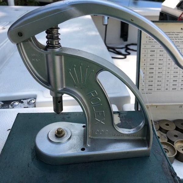 Rolex 60's Crystal and Bezel Press ref 1002 with dies | WatchCharts