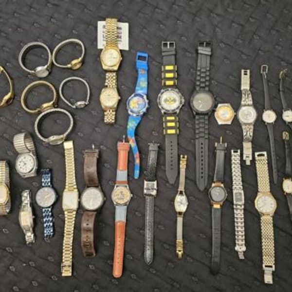 Lot Of 50 Watches(timex,citizen,fossil,disney,pulsar, Etc ...