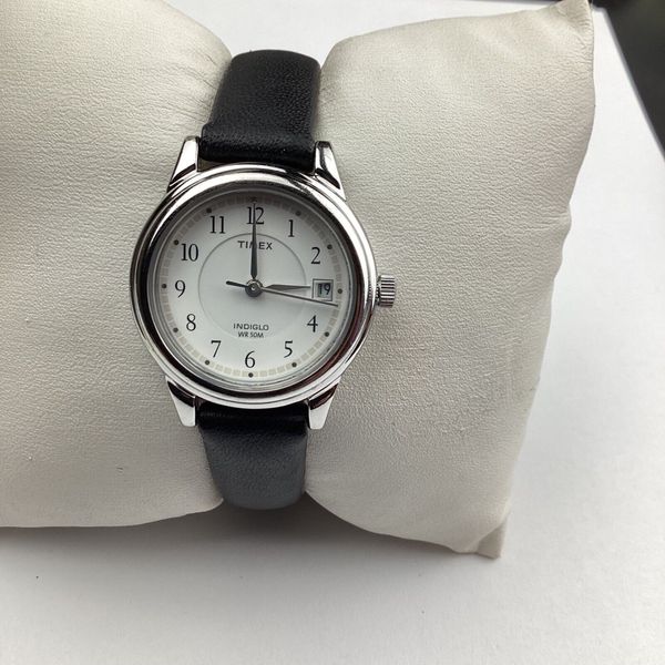 2004 Womenâ s Ladies Timex Indiglo Silver Tone WR50M Quartz Date Watch ...