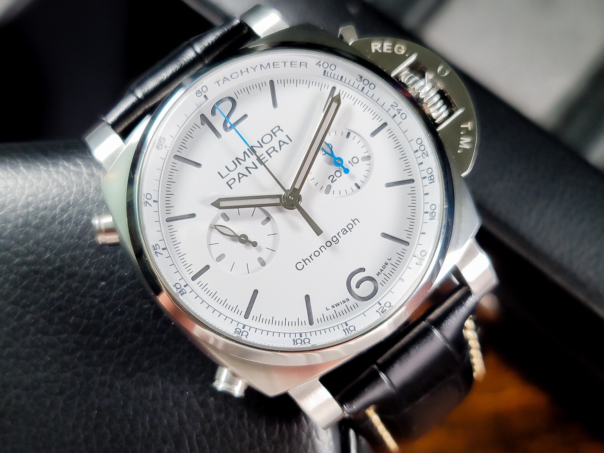 Panerai Luminor Chronograph White Dial 44mm - PAM01218 - Complete set ...