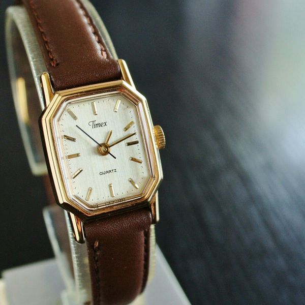 VINTAGE TIMEX ELEGANT RECTANGULAR DIAL QUARTZ WOMEN'S GOLDEN LEATHER ...