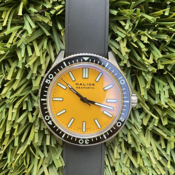 [WTS] Halios Seaforth IV Titanium Bahama Yellow | WatchCharts Marketplace