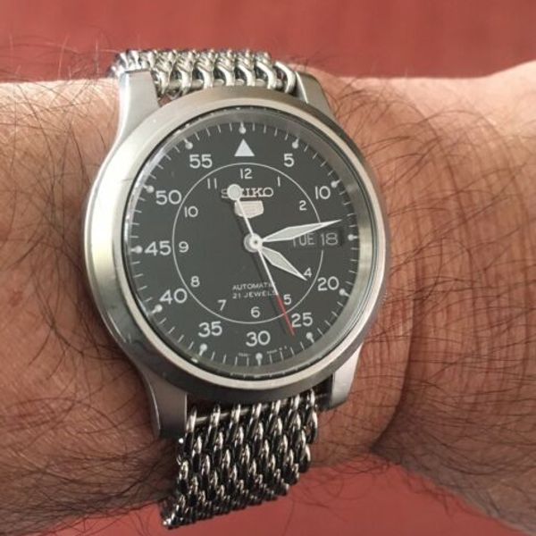 SEIKO 5 AUTOMATIC MILITARY MEN’S WATCH - SHARK MESH | WatchCharts ...