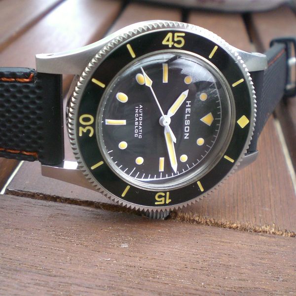 Helson Skindiver 1st series with Box + Warranty card | WatchCharts