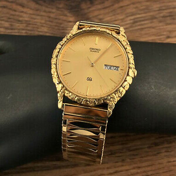 Seiko Two Tone Quartz Date Water Resistant 34mm Watch 5Y23-7079 ...