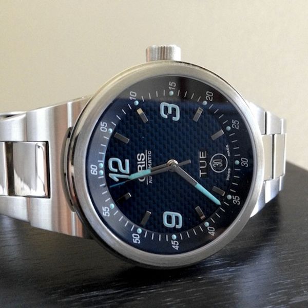 Oris F1 Day / Date Blue Dial | WatchCharts Marketplace