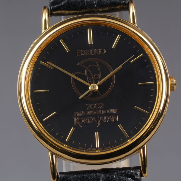 Seiko 7N01-0AA0 FIFA World Cup 2002 Limited Black Round Quartz Mens Watch JAPAN | WatchCharts ...