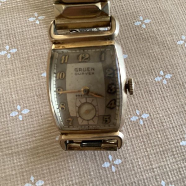 Antique 1941 Gruen Curvex Precision Mens Wristwatch / 10K Gold Filled | WatchCharts Marketplace