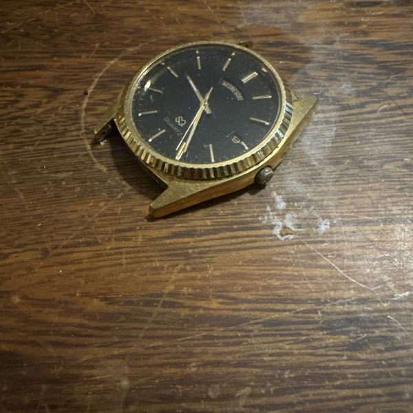 Seiko Quartz SQ Day Date Gold Toned Black Dial Vintage Needs Work No Battery | WatchCharts ...