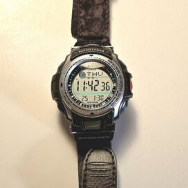 Casio Pathfinder Hunt Timer PAS-410B Digital Watch | WatchCharts ...