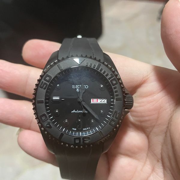 Seiko mod stealth full black | WatchCharts Marketplace