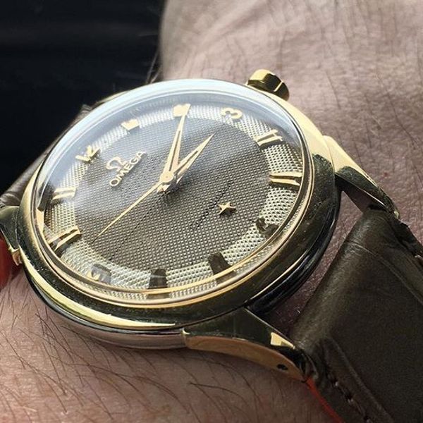 Omega 2852 Constellation waffle dial calibre 505 | WatchCharts