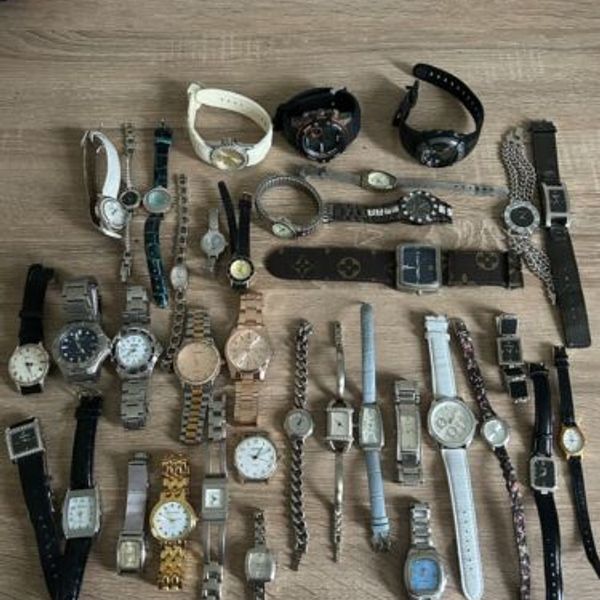 Large Watch Bundle Lv, Casio, Gucci Etc | WatchCharts Marketplace