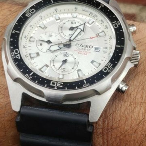 CASIO AMW-330 Men's DIVE WATCH 10BAR Chronograph Luminescent Hands ...