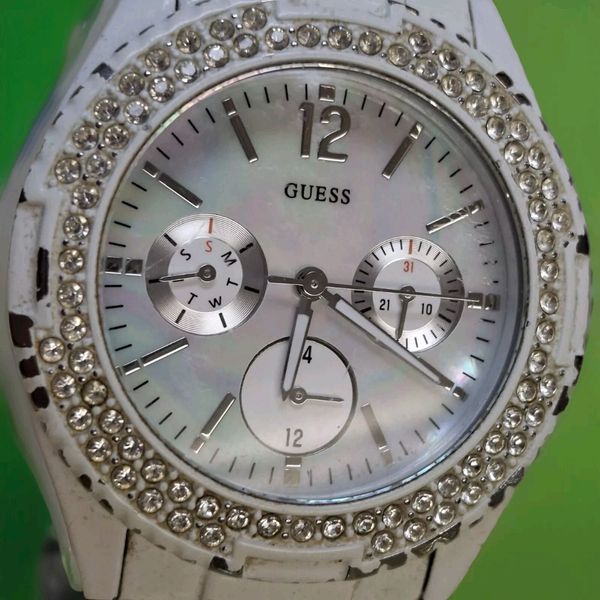 Guess Ladies Vintage Watch *WORKING * | WatchCharts Marketplace