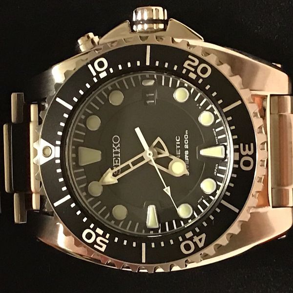 **SOLD! Seiko SKA371 SKA371P1 "BFK" Kinetic Scuba Diver 200m | WatchCharts