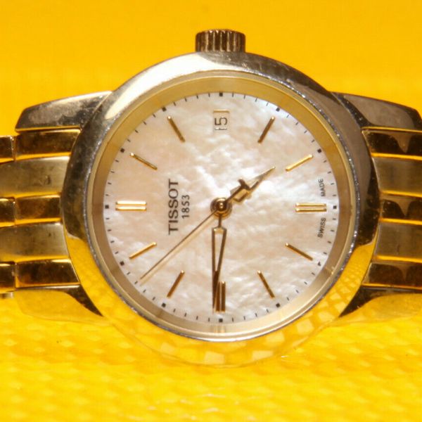 Women's TISSOT "T033210A" Quartz Watch Sapphire Crystal SWISS MADE | WatchCharts Marketplace