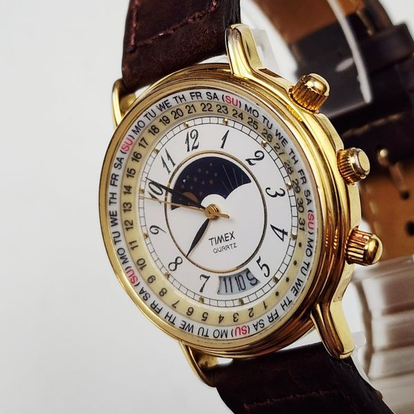 Men's Vintage 1992 Watch TIMEX. Manual Perpetual Calendar. Phases Day ...