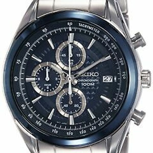 Seiko Men's Chronograph Quartz Watch with Stainless Steel Bracelet ...