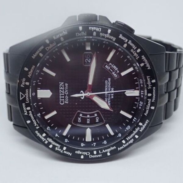 Citizen Eco Drive World Perpetual Calendar Radio Controlled Watch H145 ...