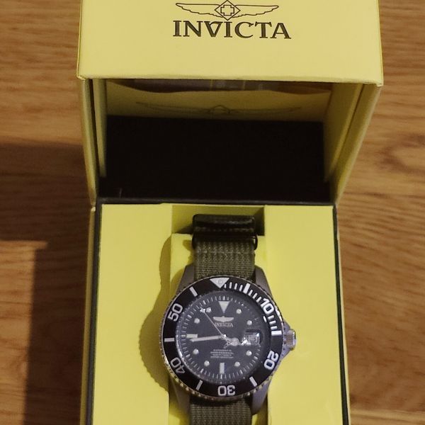 Invicta Pro Diver Titanium Automatic Men's Watch 0420 | WatchCharts ...
