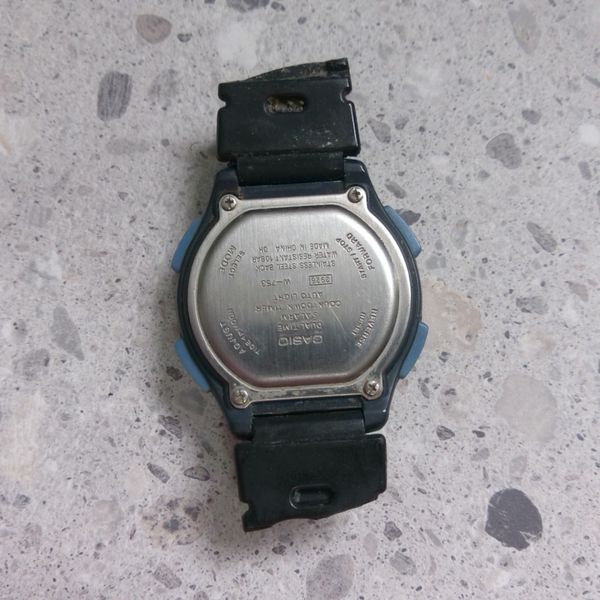 Casio Dual time 2926 W-753 Alarm Countdown Watch - No straps ...