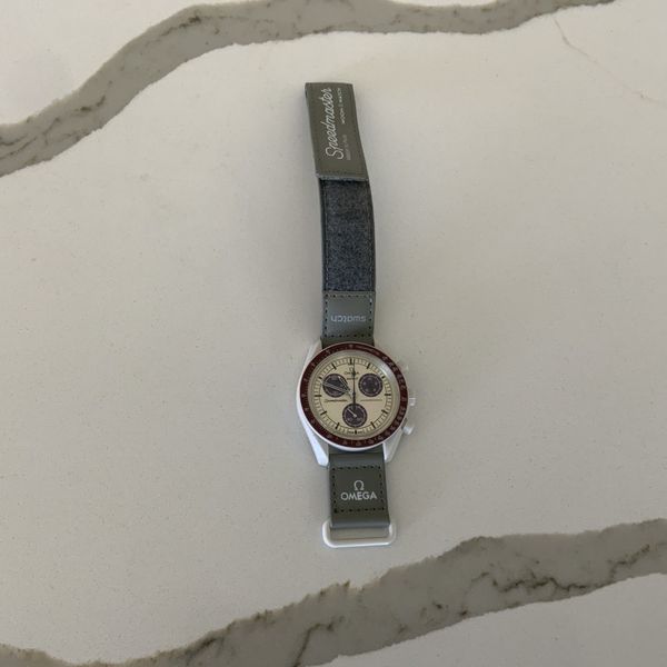 OMEGA x Swatch Speedmaster MoonSwatch Mission to Pluto With Grey Band ...